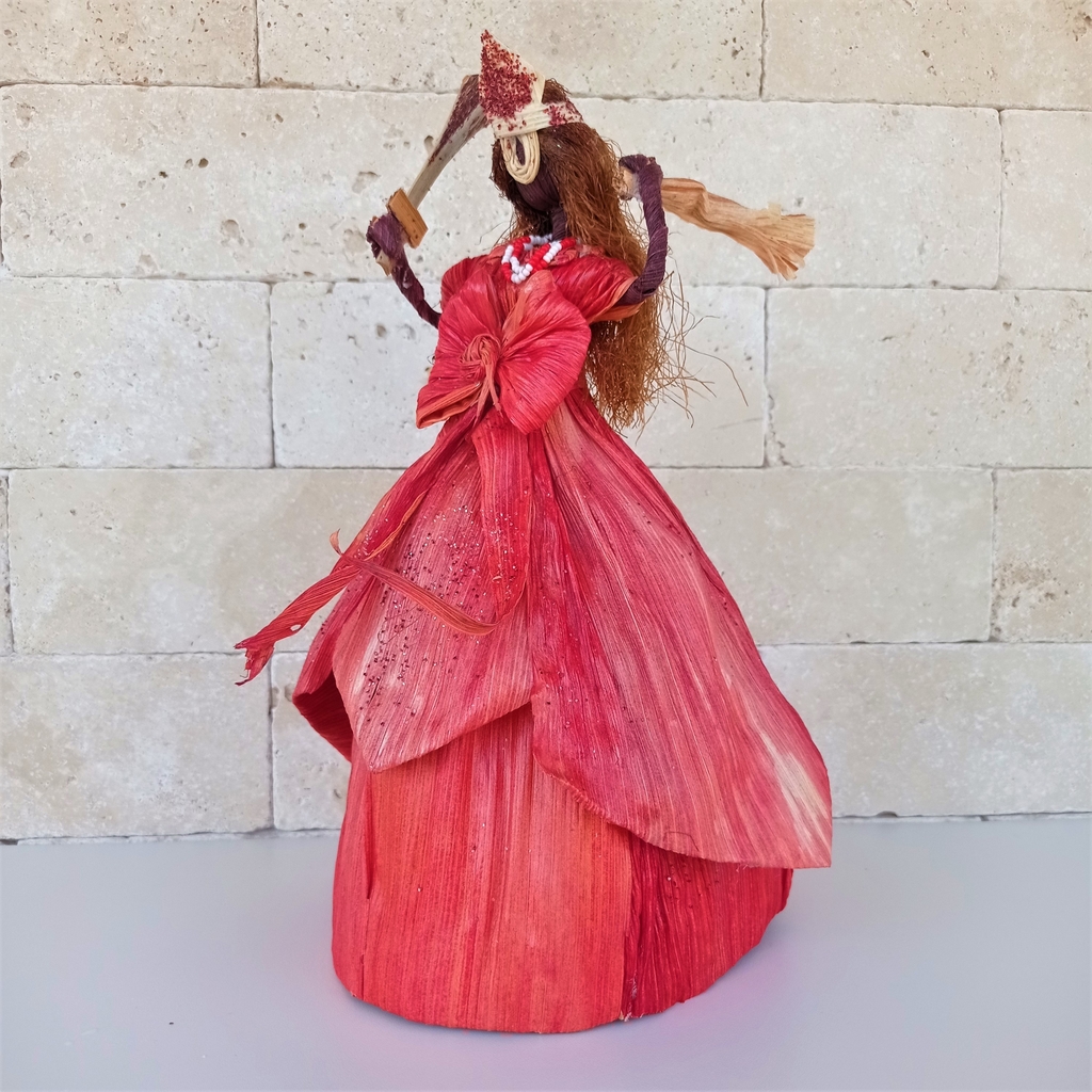 Escultura em palha de milho - Iansã - Imaterial Artesanato Brasileiro