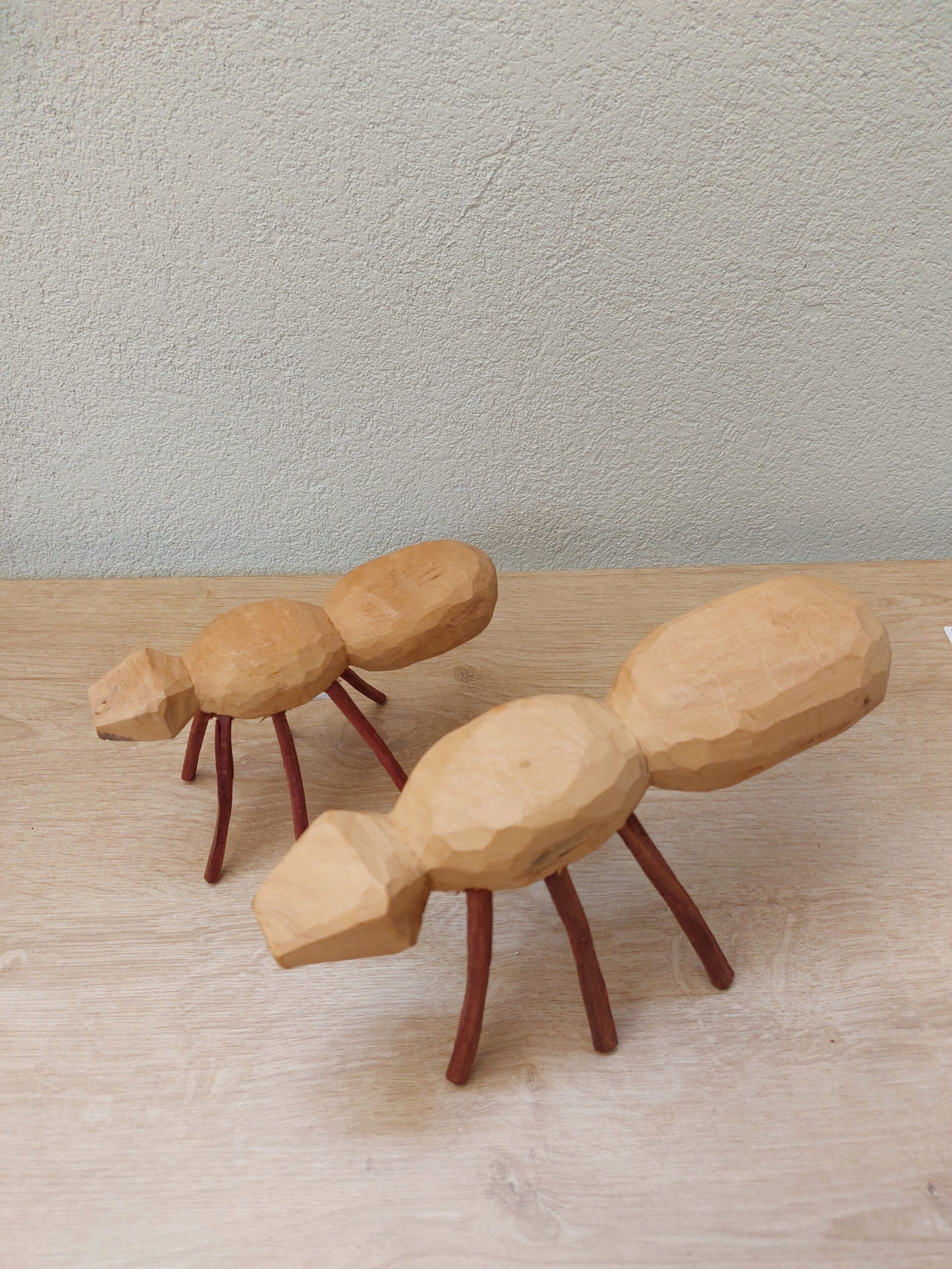 Formiga M - Mestre Luiz Benício - Imaterial Artesanato Brasileiro