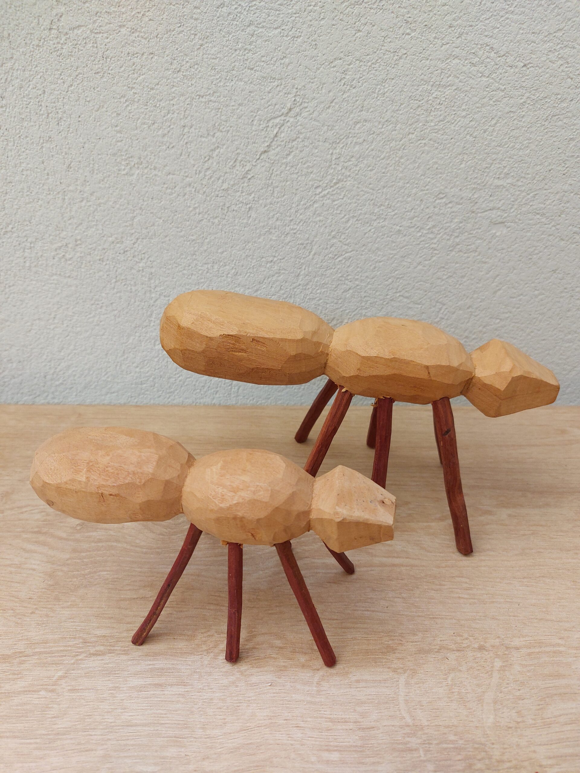 Formiga P - Mestre Luiz Benício - Imaterial Artesanato Brasileiro